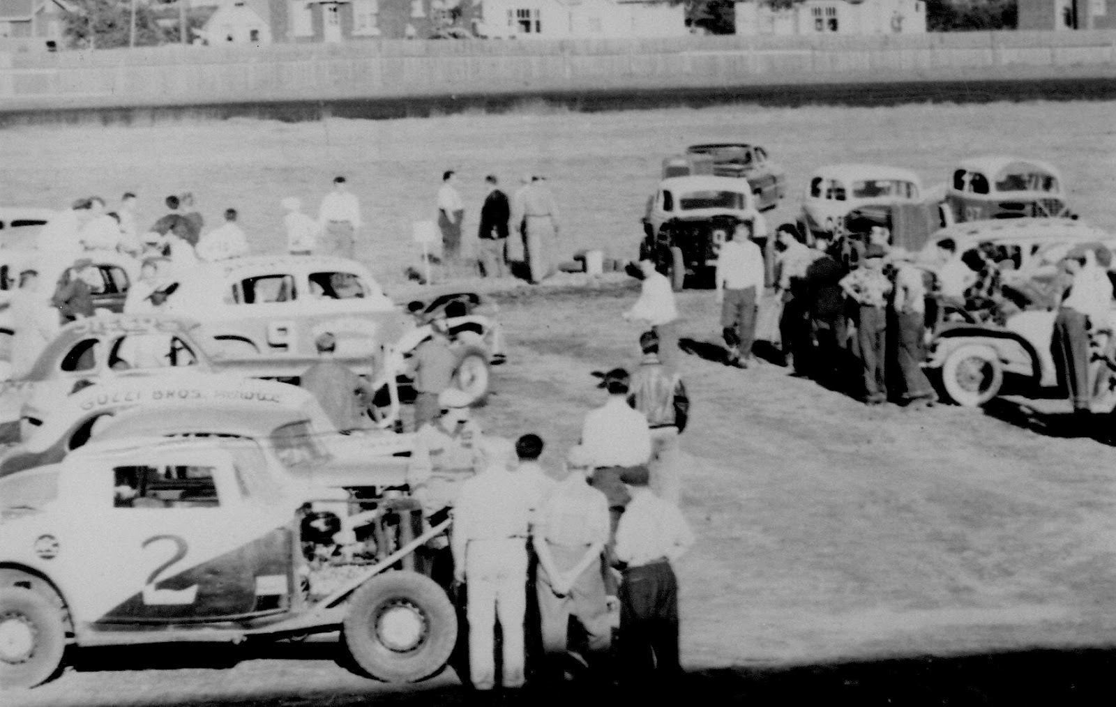 HOT RODS and JALOPIES: TOM DOW - Racing, Winning and Flying.....Part 2