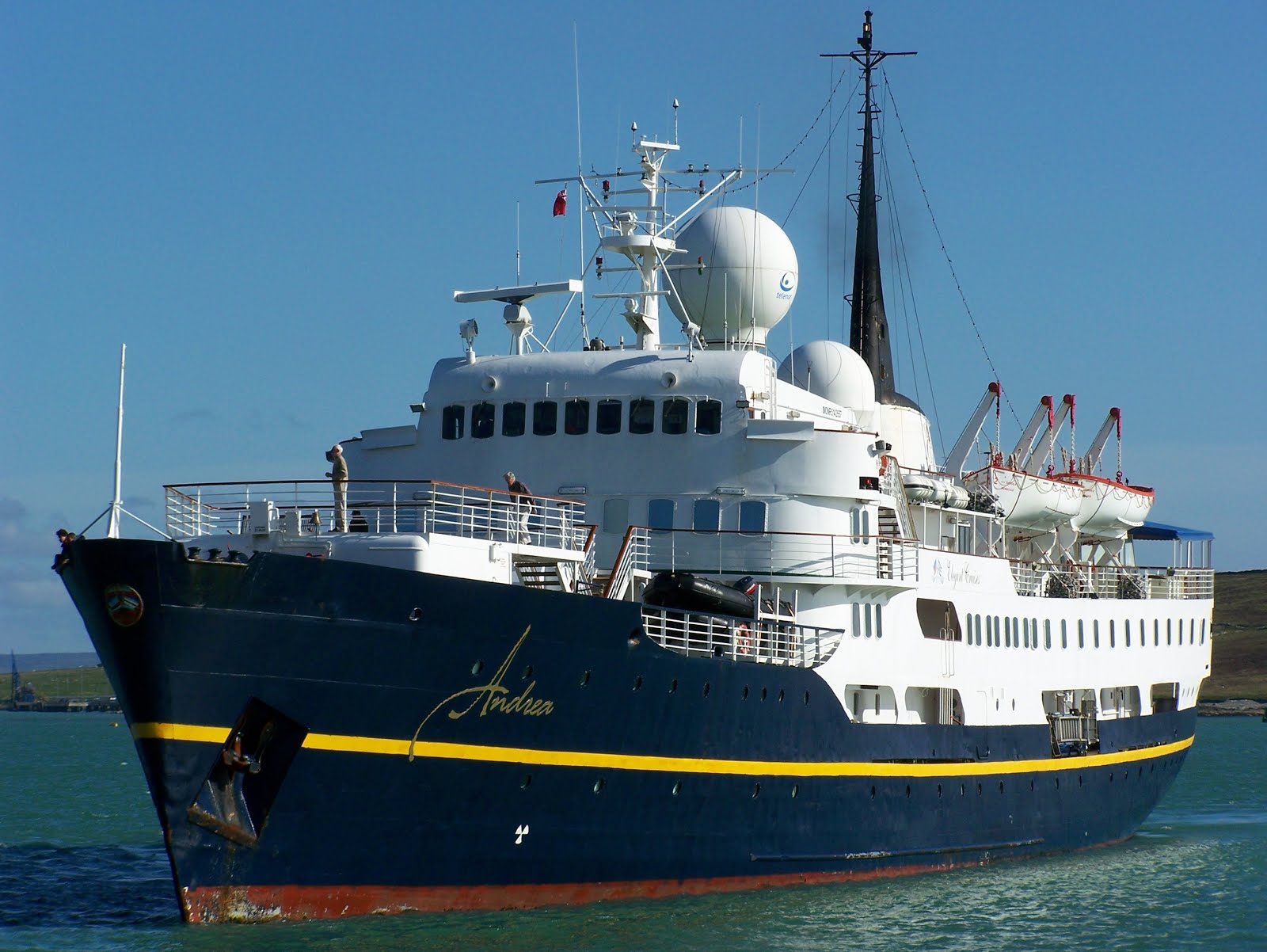 Cruise Weekly: Small Ship Shuffles