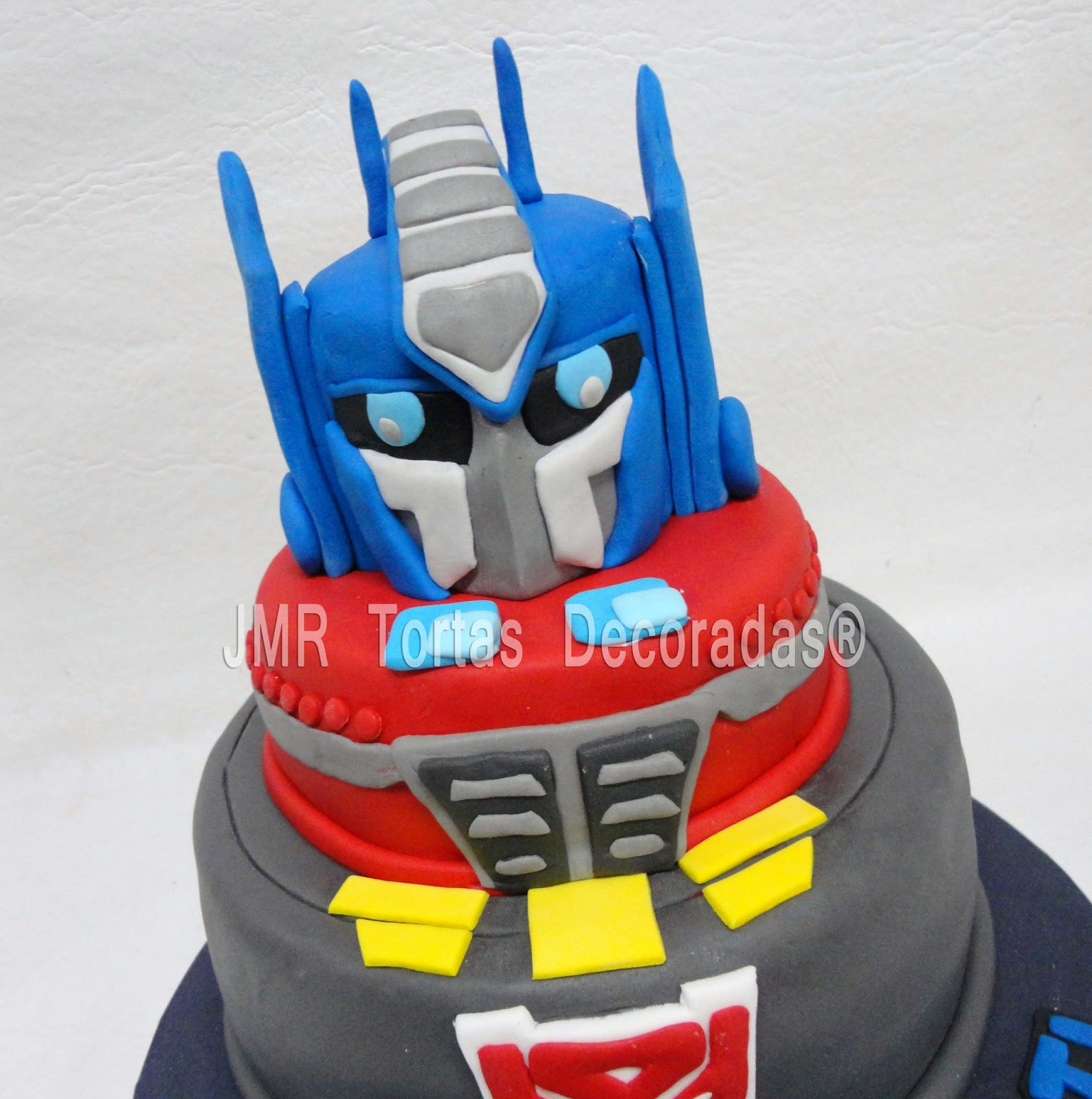 Torta Transformers | JMR Tortas Decoradas