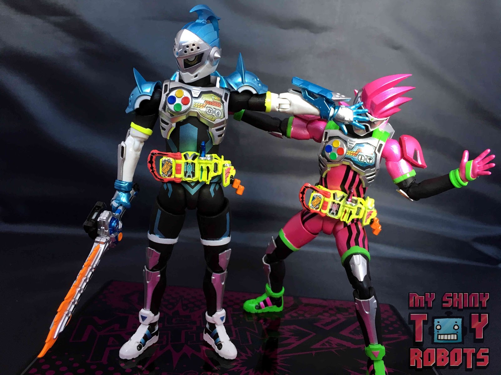 My Shiny Toy Robots: Toybox REVIEW: S.H. Figuarts Kamen Rider Brave ...