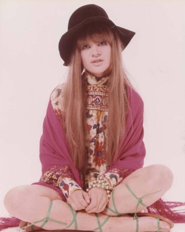 35 Beautiful Photos of Judy Geeson in the 1960s and ’70s ~ Vintage Everyday