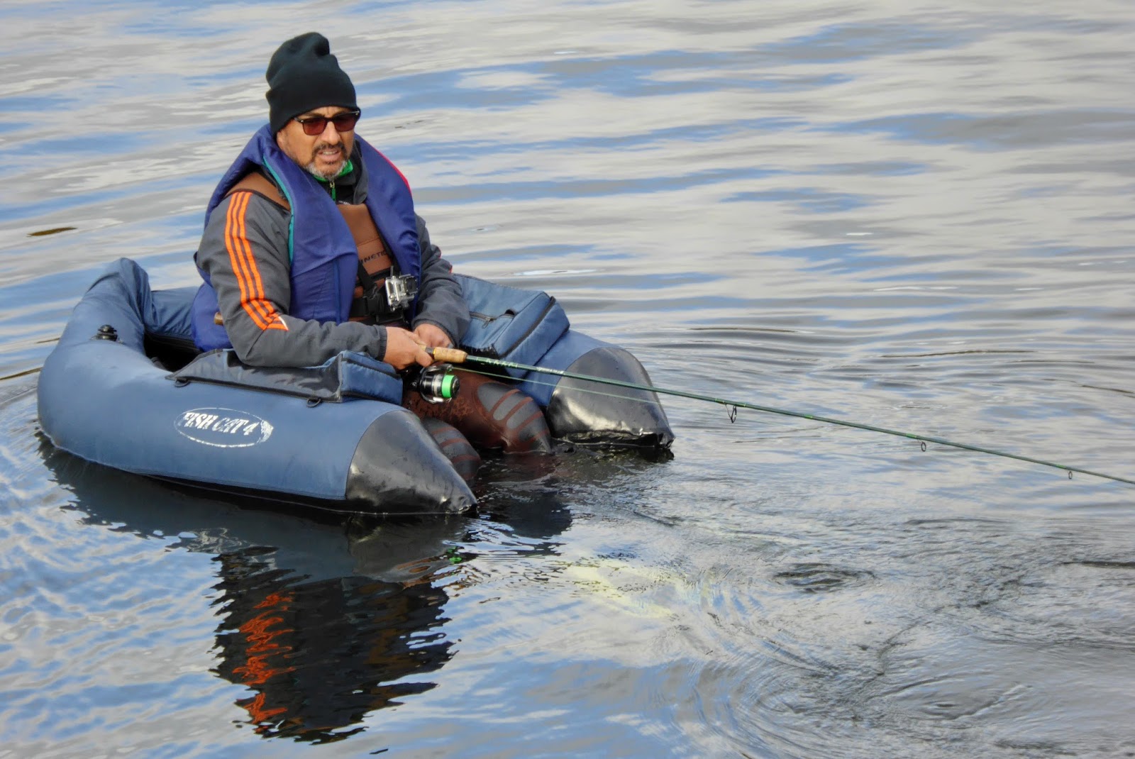 Björnidets blogg: Praktiskt flytetyg för fiskare