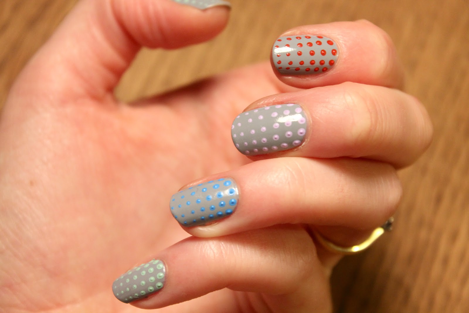Dotty Nails