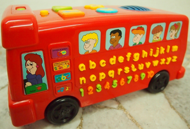 JuaiMurah: Vtech Learning Bus