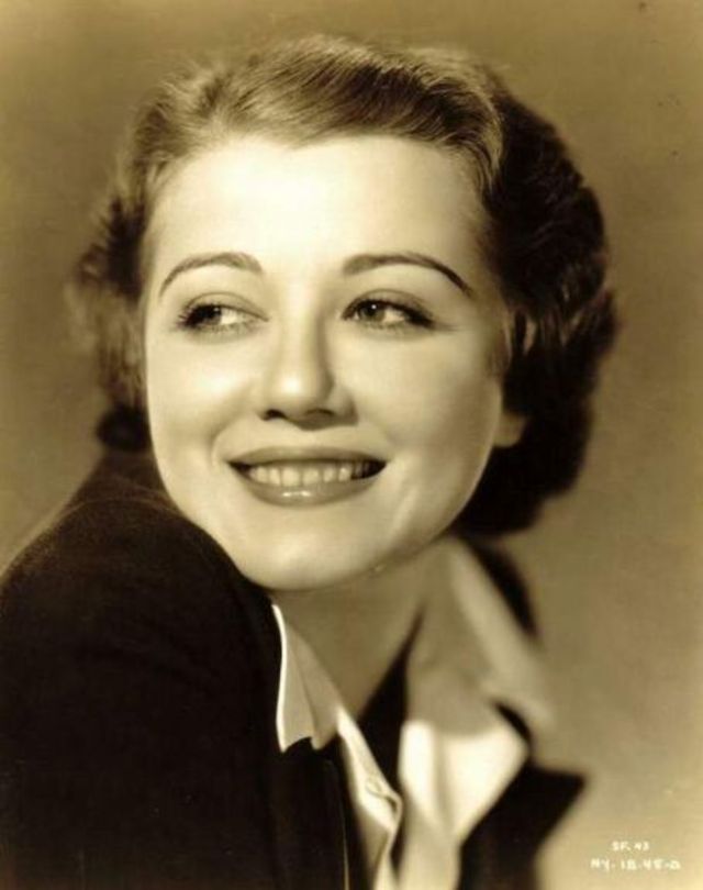 33 Fabulous Photos of Sidney Fox in the 1930s ~ Vintage Everyday