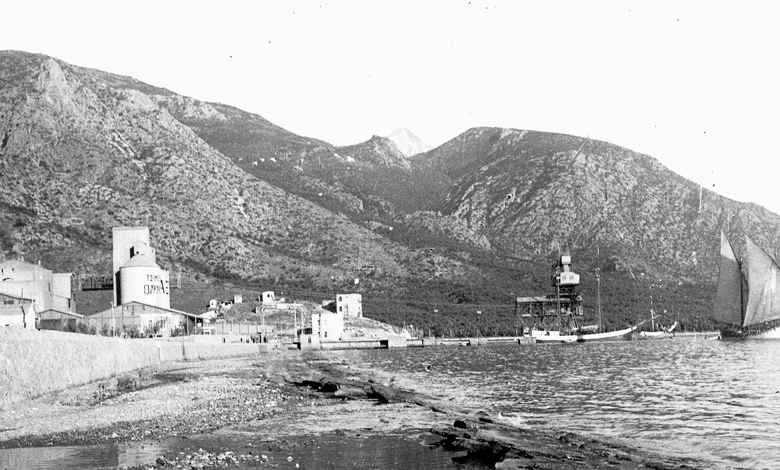 ☮ ΒΟΛΟΣ ΠΗΛΙΟ ΜΑΓΝΗΣΙΑ : Εργοστάσιο τσιμέντων ‘Όλυμπος” (~1925)