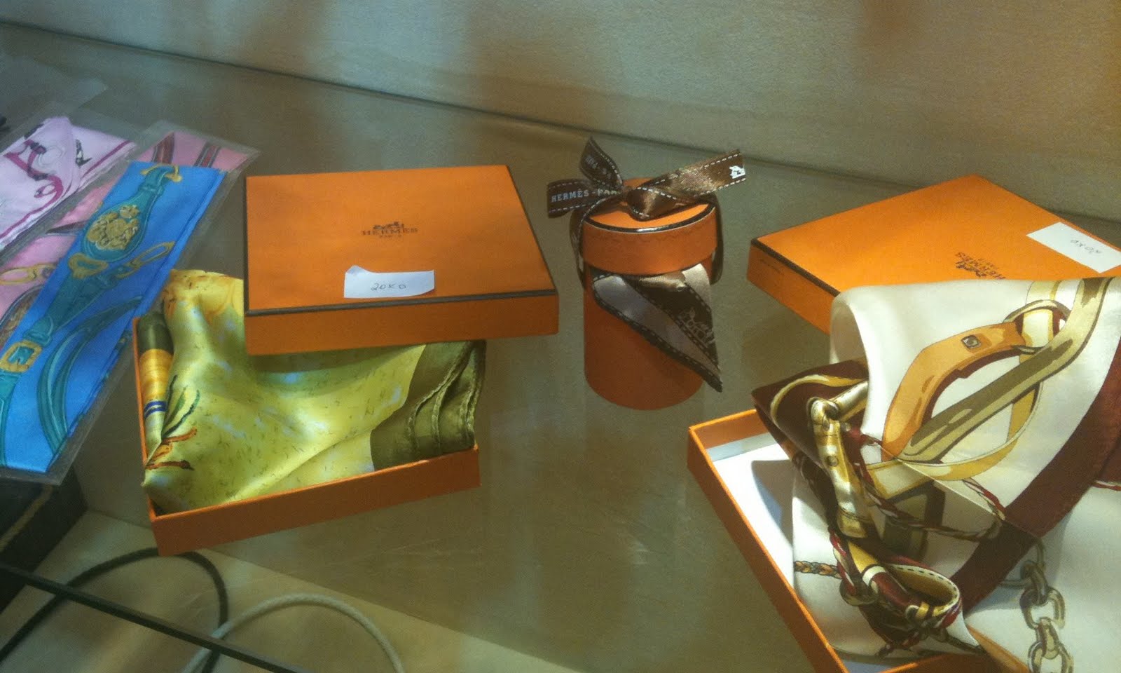 BunchOfRosesQ8: tilal complex expo..