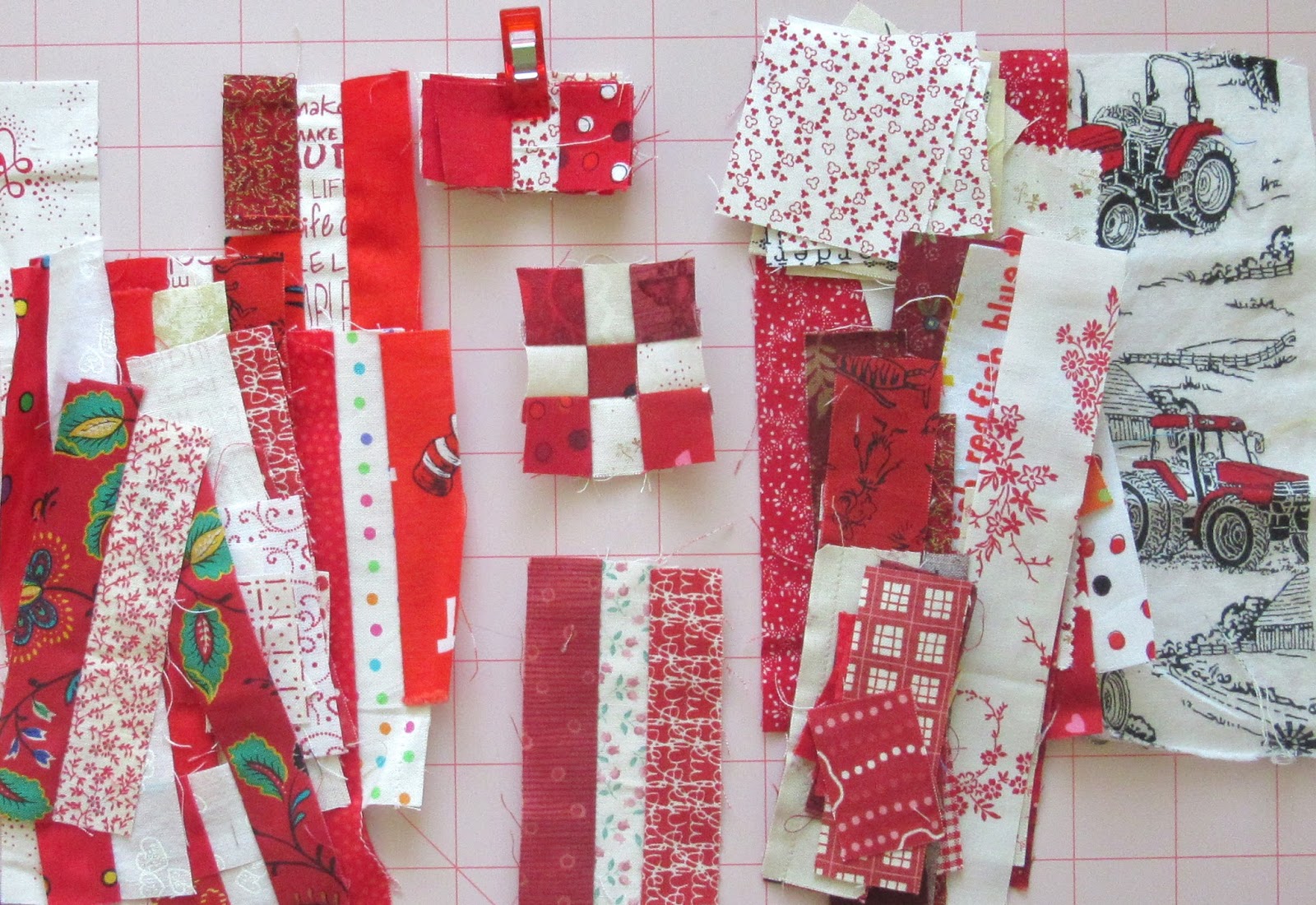 Kathy's Quilts: Scrappy Saturday - Red