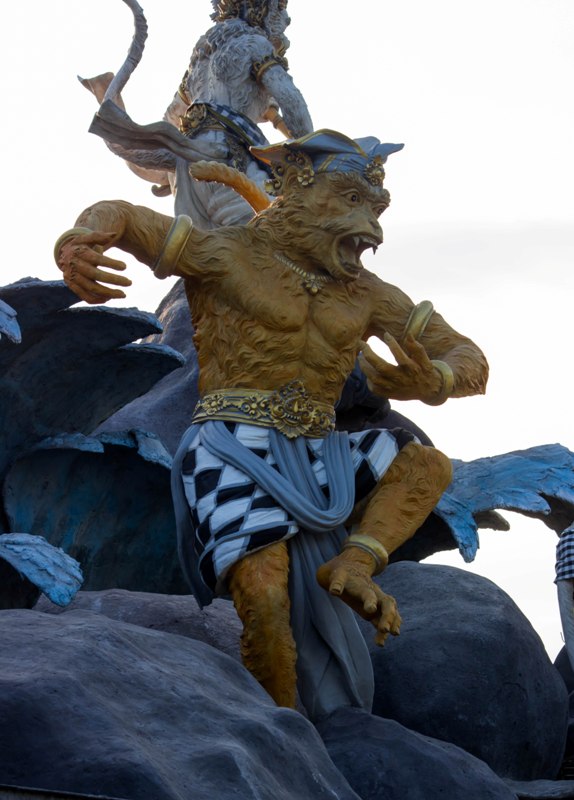 Indonesia As I "See": Patung Titi Banda - Wayang Epic Ramayana ...