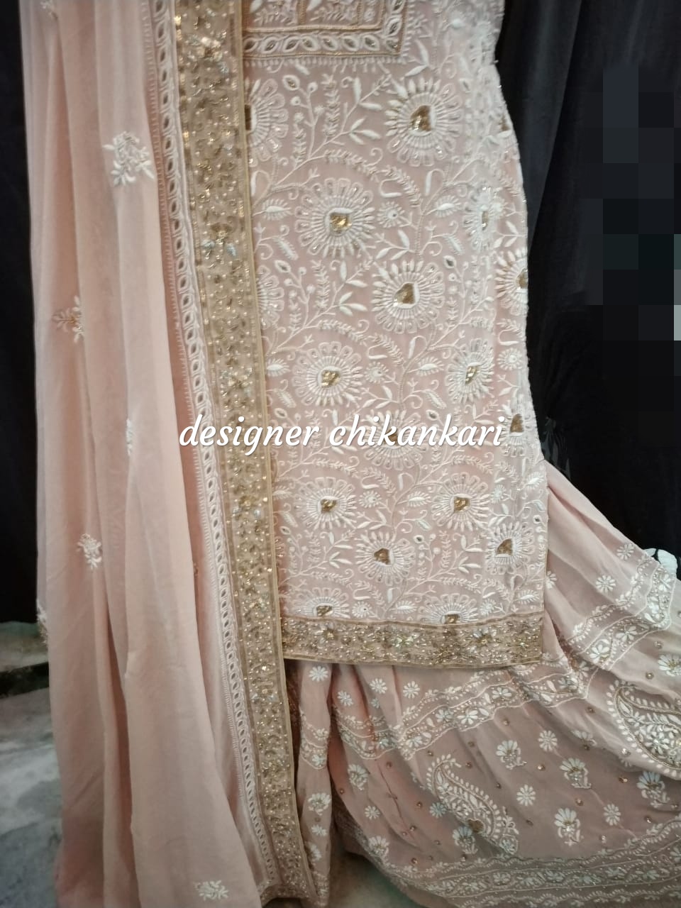 Lucknowi Chikankari Anarkali, Lucknowi Chikankari Saree, Lucknowi ...