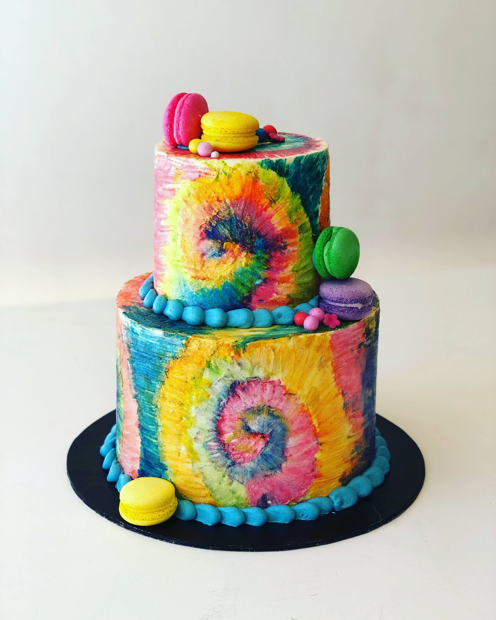 Tie dye cake - R980