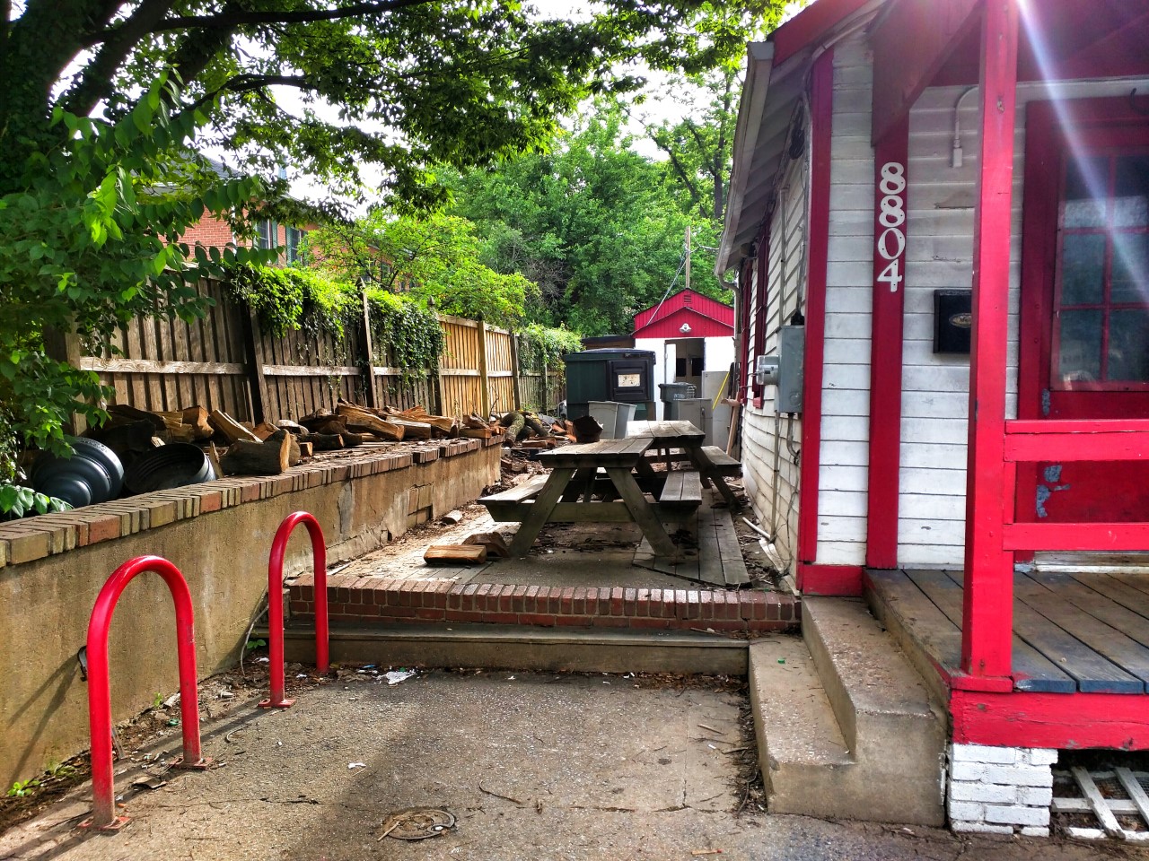 Robert Dyer @ Bethesda Row: Streetsense signs go up at closed Bethesda ...