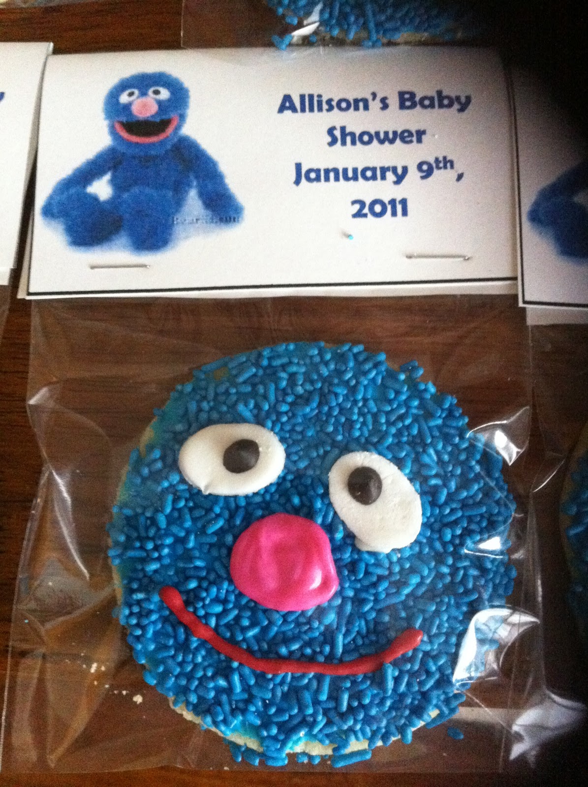 The Cookie Crumbles: Grover Cookies (Cookie Favors)