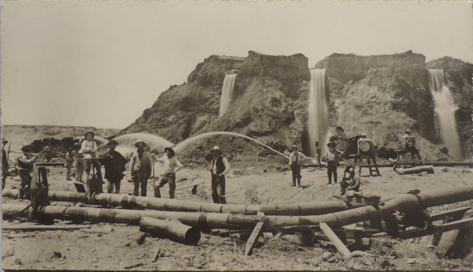 Prairie Rose Publications: Early Gold Mining Methods