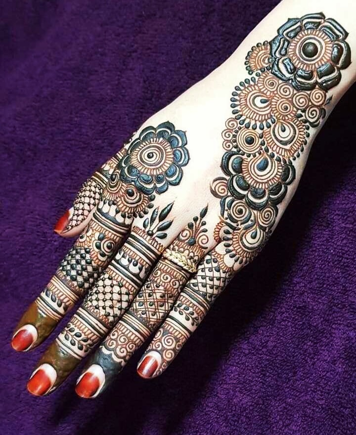 35+ Best Mehndi Design Images For Holi || Holi Mehndi Design Images ...