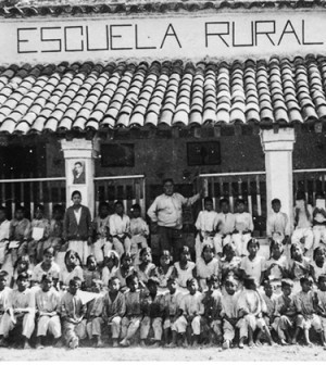 IMÁGENES CON CARACTERÍSTICAS DE LA ESCUELA RURAL, LA ESCUELA DE LOS 70 ...