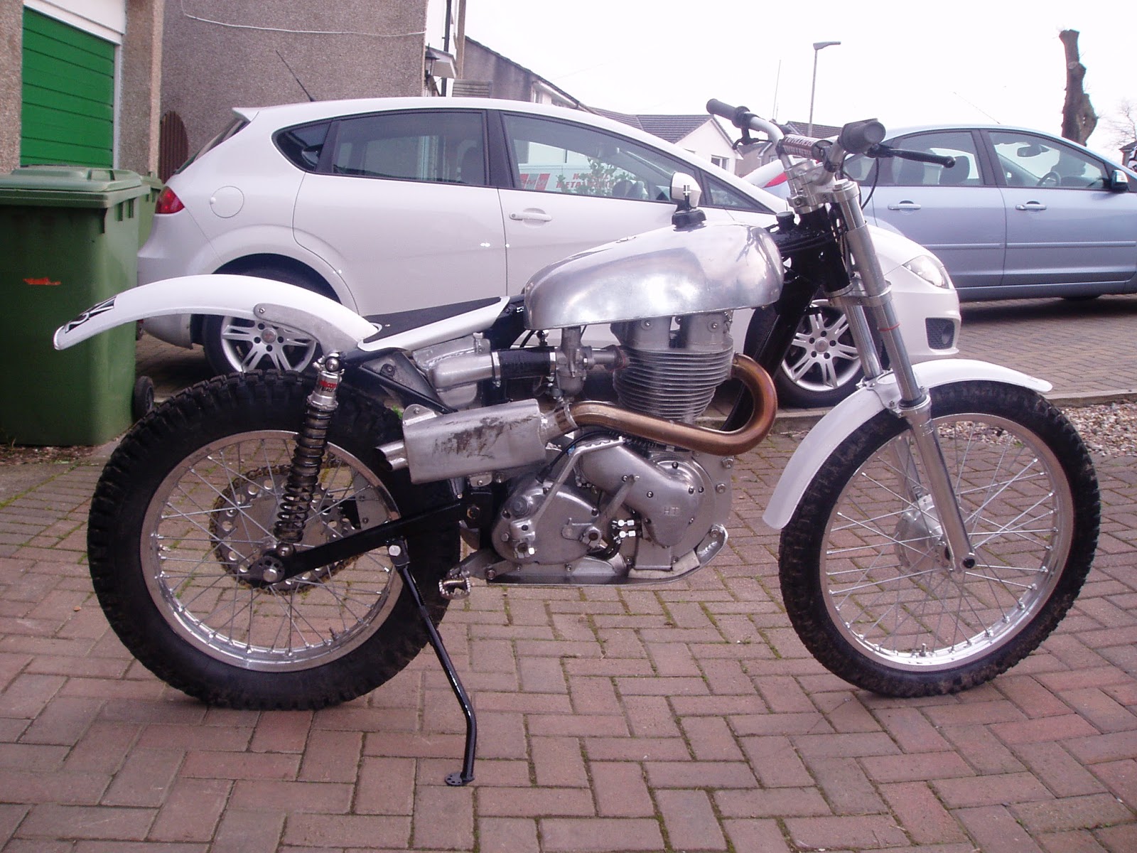 FAVE BIKES!: Ariel HT5 and HT3