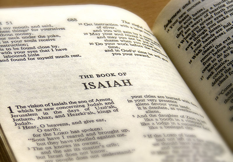 Robin's Readings and Reflections: Background to Isaiah (Unquenchable ...