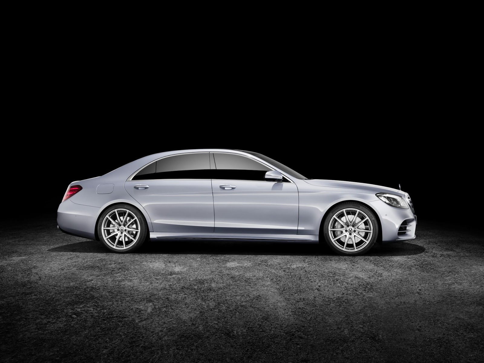 The Motoring World: The next gen S-Class Mercedes-Benz takes another ...