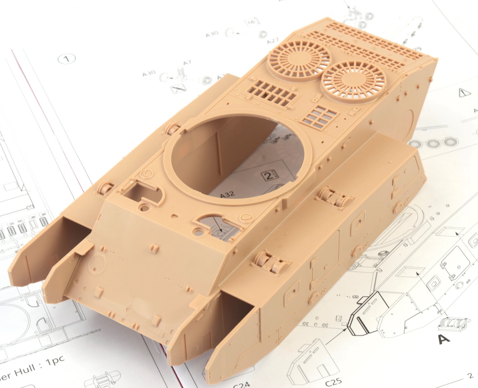 The Modelling News: Build Review: 35th scale ARL-44 Heavy French Tank ...