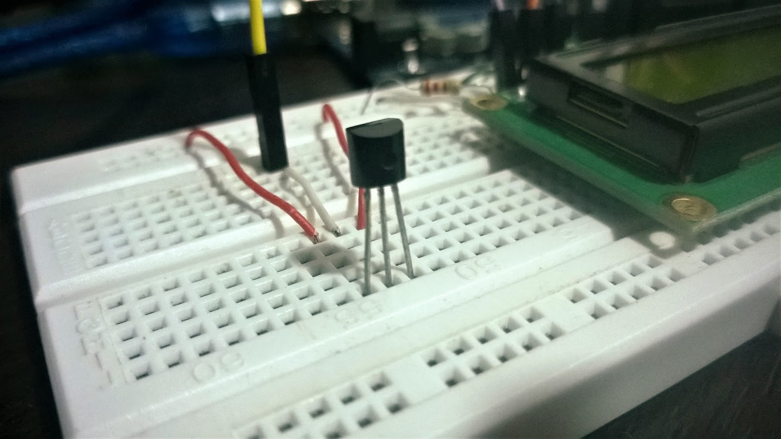 LM35 sensor de temperatura con Arduino LM35 sensor de temperatura con Arduino