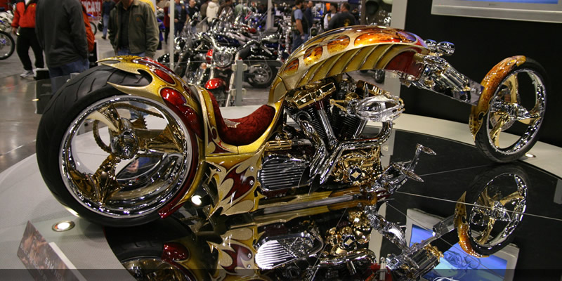 Plate gold motorcycle selling at 500,000 dollars | BYFFER