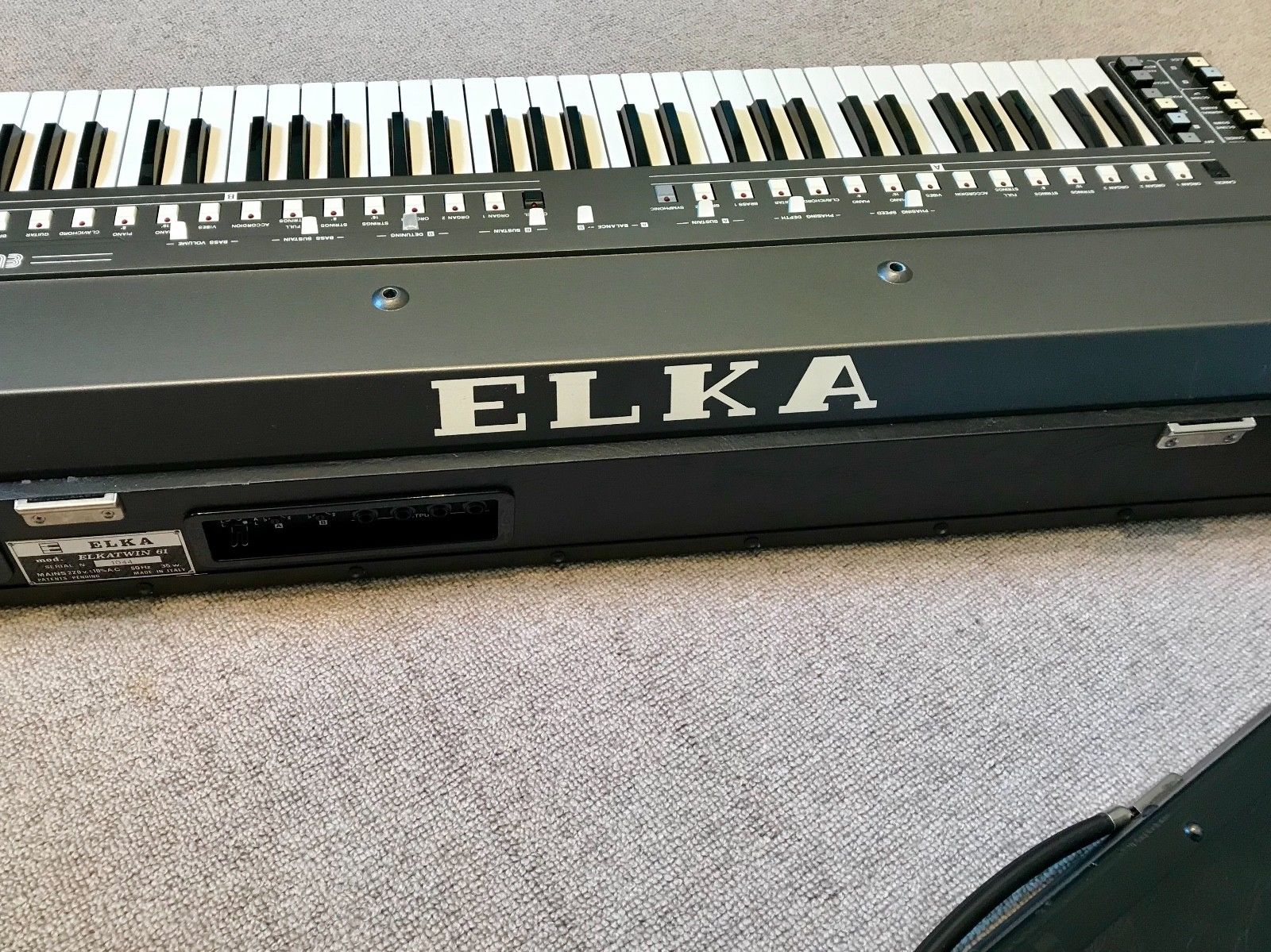 MATRIXSYNTH: Elka ELKATWIN 61 VINTAGE STRING SYNTH SN 1044
