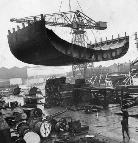 SI VIS PACEM, PARA BELLUM: La HMS Sheffield (D80) è stata il primo ...