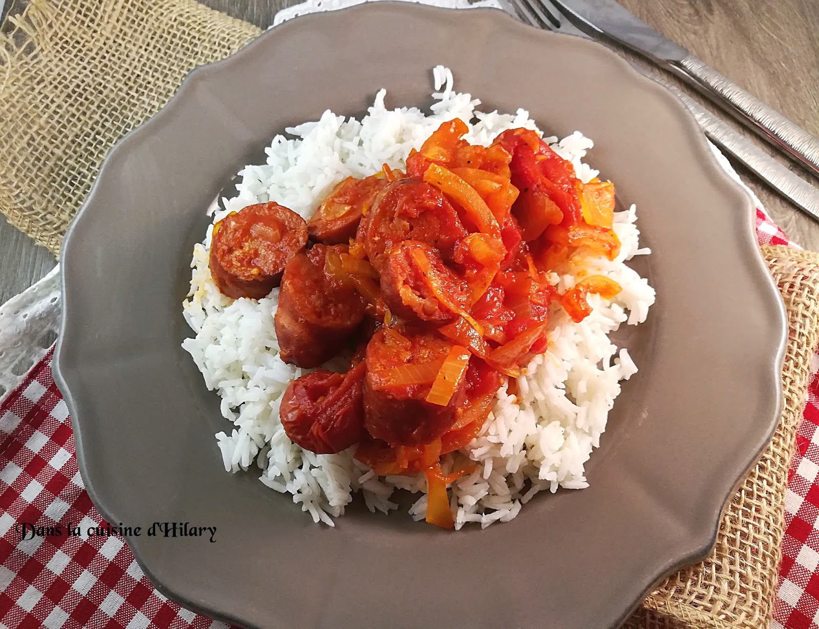 Dans la cuisine d'Hilary: Rougail saucisse / Creole sausage Rougail