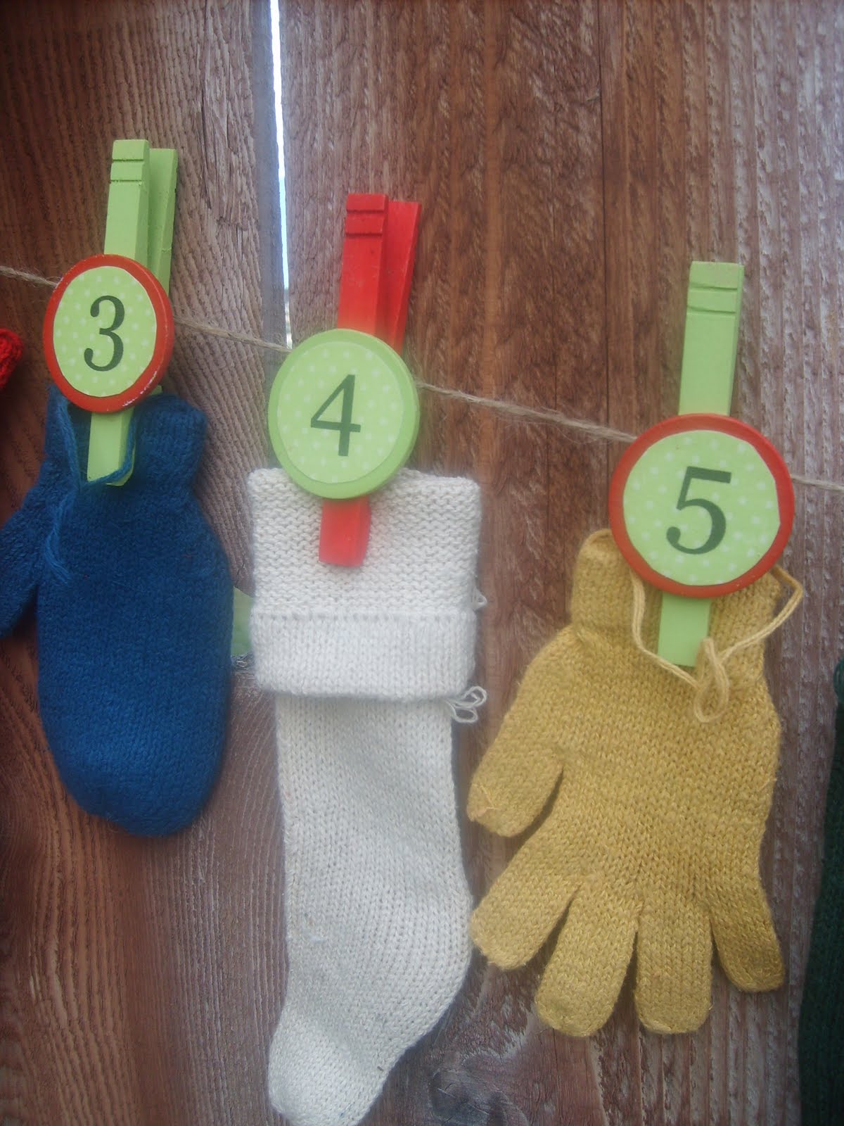 Craft Critters: Christmas Countdown Socks