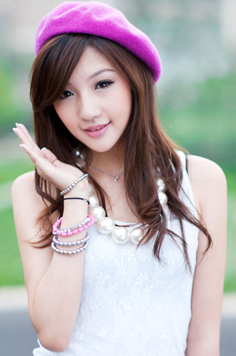 Cantiknya, Ariel Wang Xiyi Name: Ariel Wang Xiyi (王希怡)