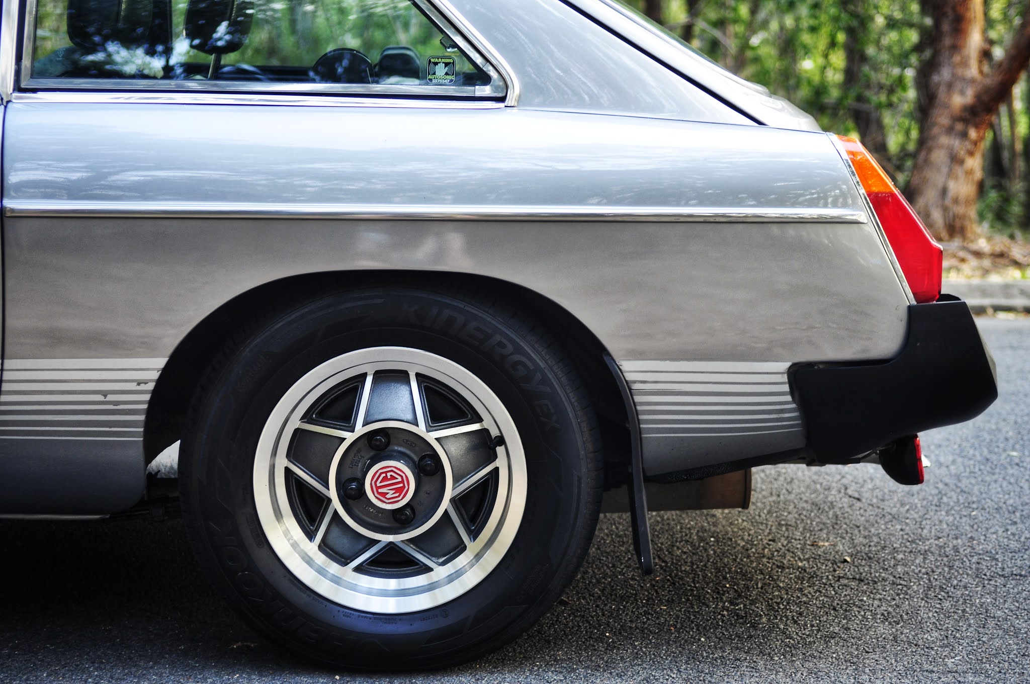 Review 1980 MGB GT LE UK Edition