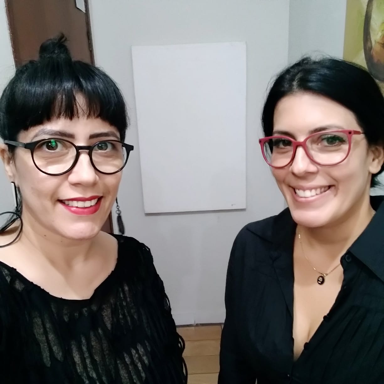 Introspectors by Gabriella Gilmore: Lançando o quadro Paradoxo