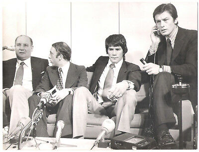 ALAIN DELON: AMISTAD CON CARLOS MONZÓN