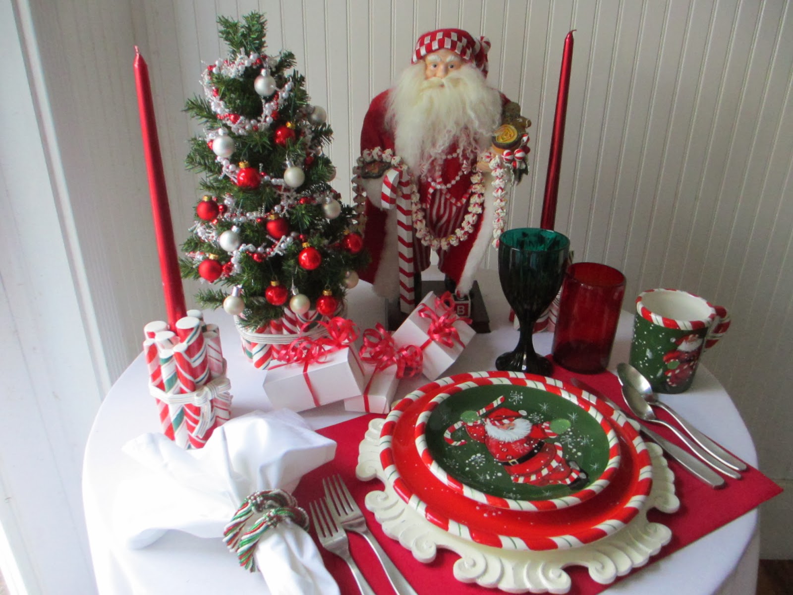 Table for One: Peppermint Santa Table for One