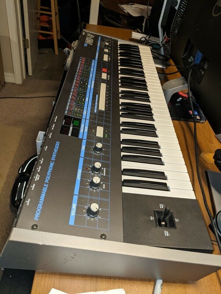 MATRIXSYNTH: Korg Poly 61 Synthesizer