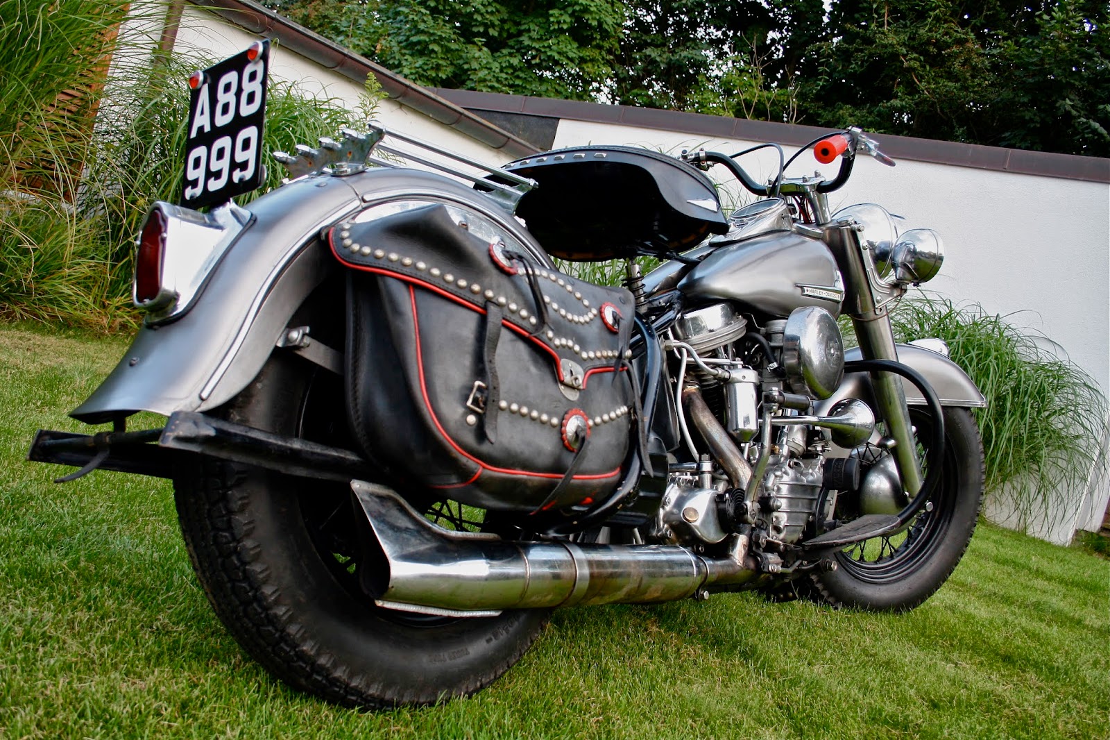 JAMESVILLE MOTORCYCLES: JAMESVILLE '56 FL PANHEAD