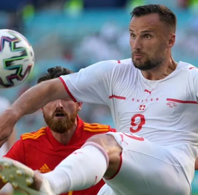 Seferovic titular no empate da Suíça