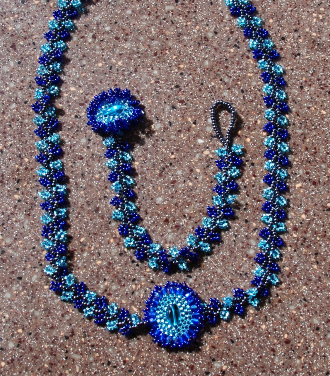 Crafty Sailor Girl: Nepal Chain Stitch