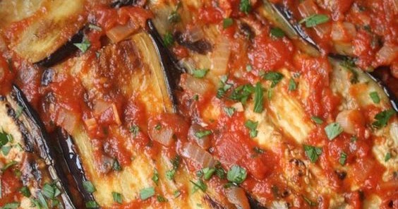 Turkish Eggplant Casserole with Tomatoes (Imam Bayildi)