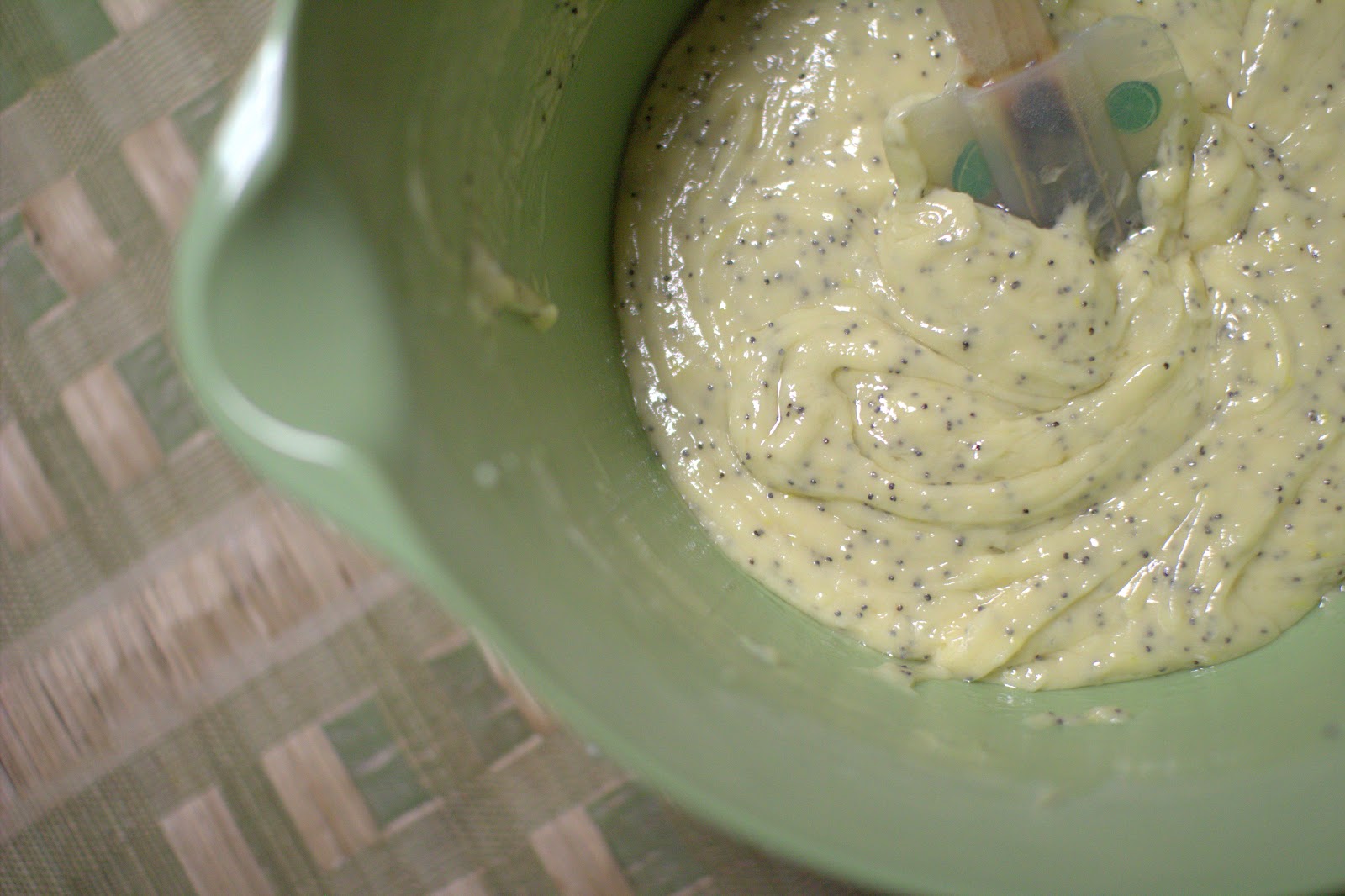 PooLovesBoo: Lemon Poppy Cream Cheese Pound Cake with Blueberry Sauce