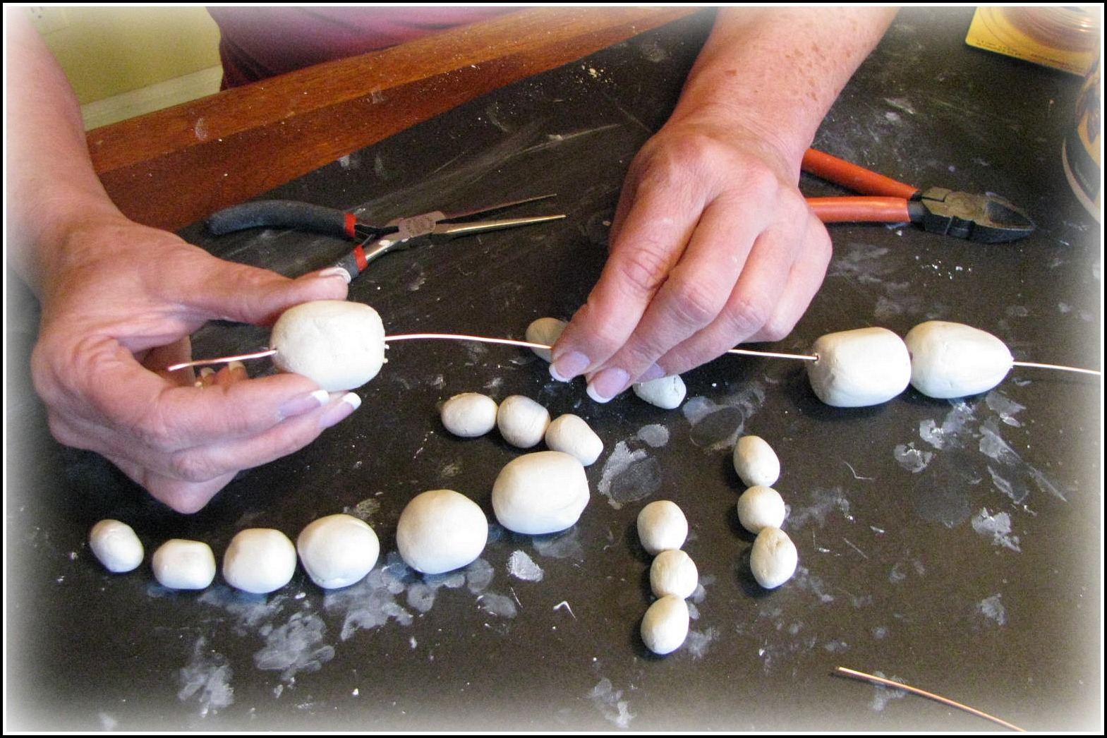 PLATEAU ART STUDIO: Clay Lizards