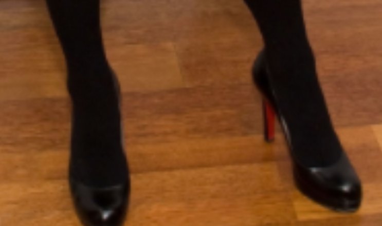 Celebrity Legs and Feet in Tights: Robin Tunney`s Legs and Feet in Tights 2