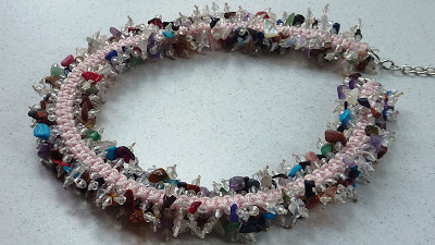 Use Up Odd Beads in this Macrame Necklace Tutorial / The Beading Gem