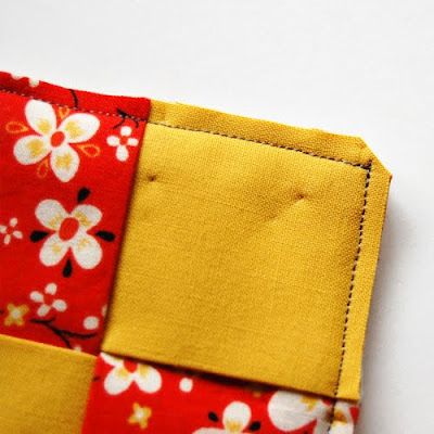 The Craftinomicon: Tutorial: Fabric Coasters