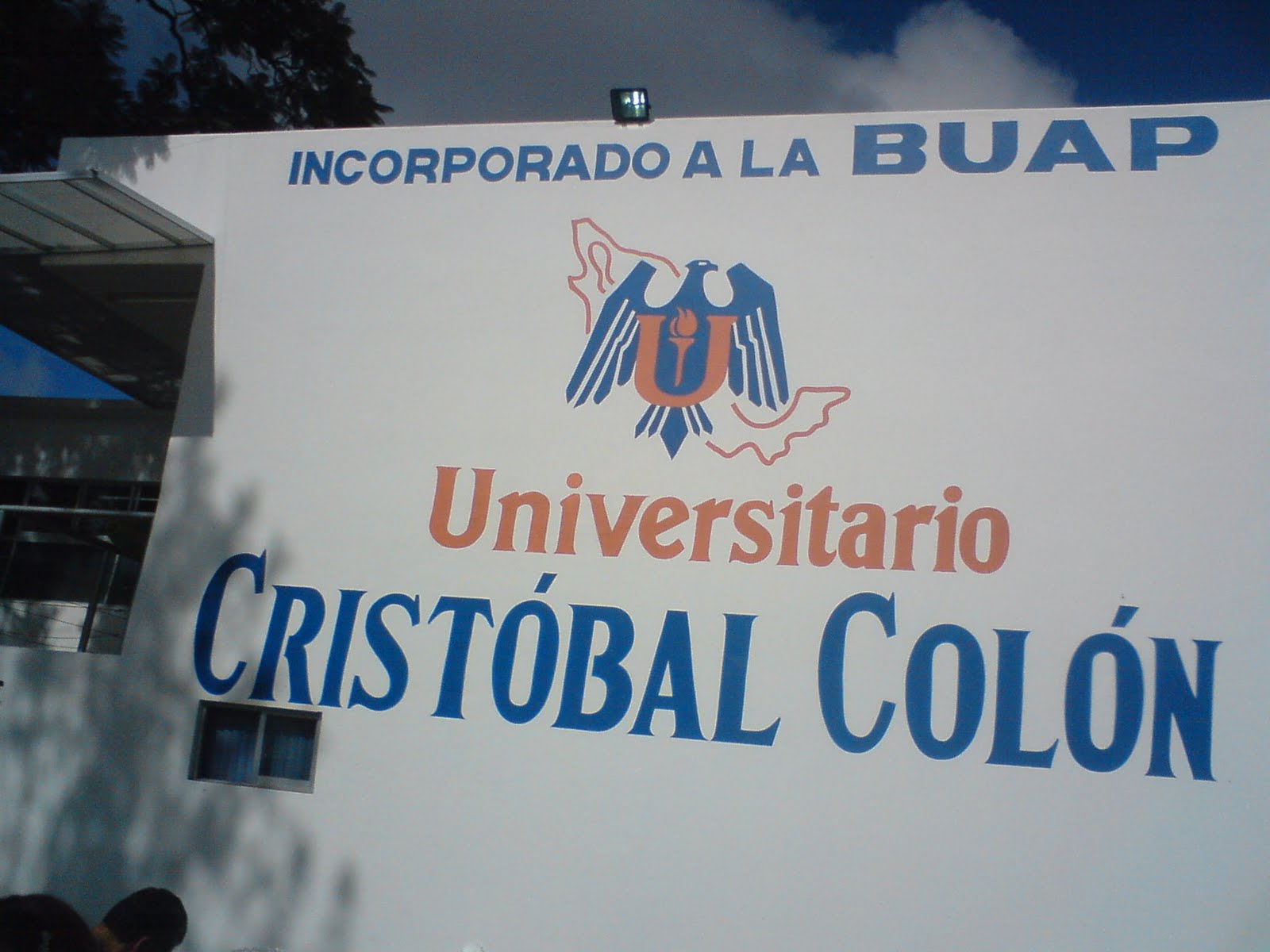 UNIVERSITARIO CRISTOBAL COLON