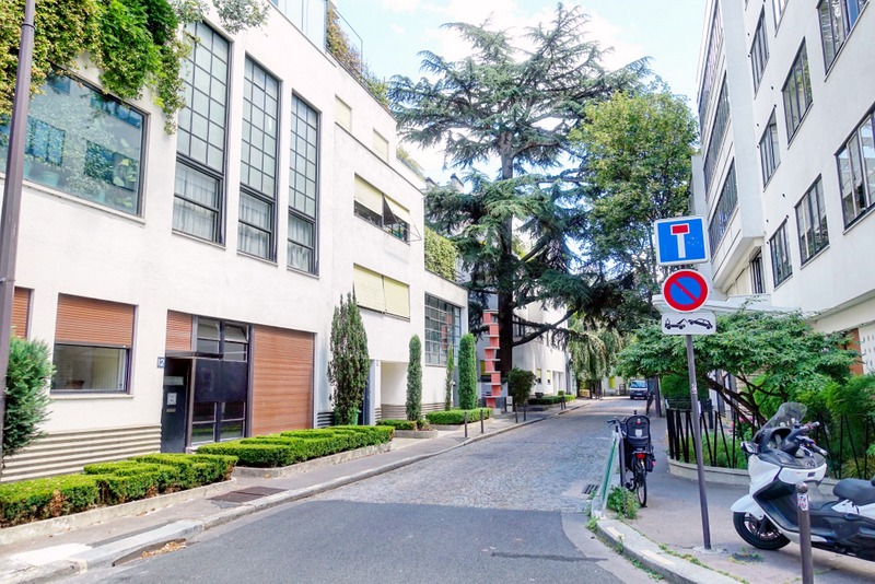 Paris : Rue Mallet-Stevens, grand oeuvre de l'architecte, le Mouvement ...