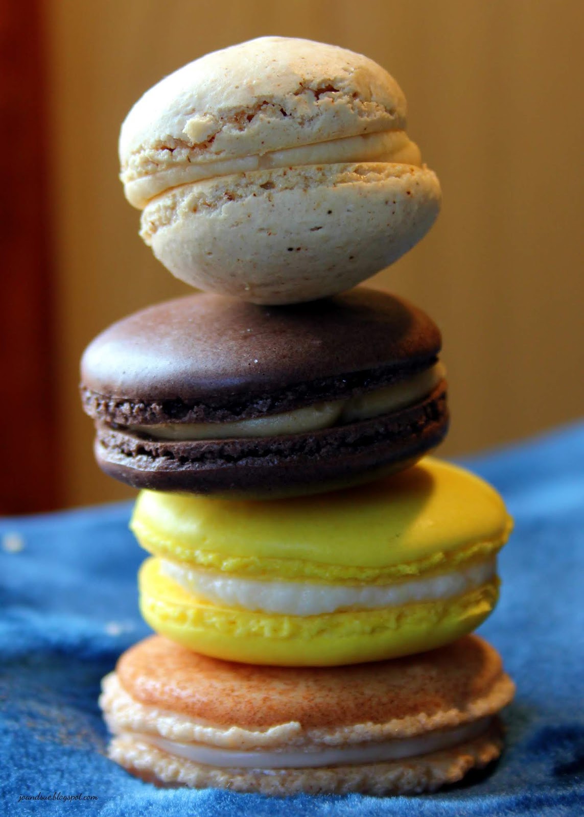 Jo and Sue: Macarons (Peanut Butter Cup and Lemon)