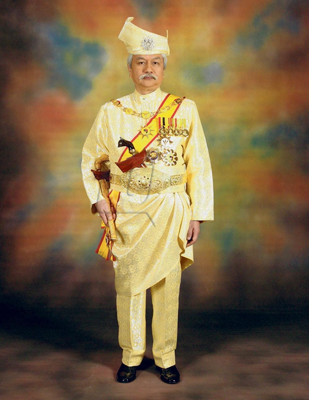 About Tunku Muhriz ibni Almarhum Tuanku Munawir