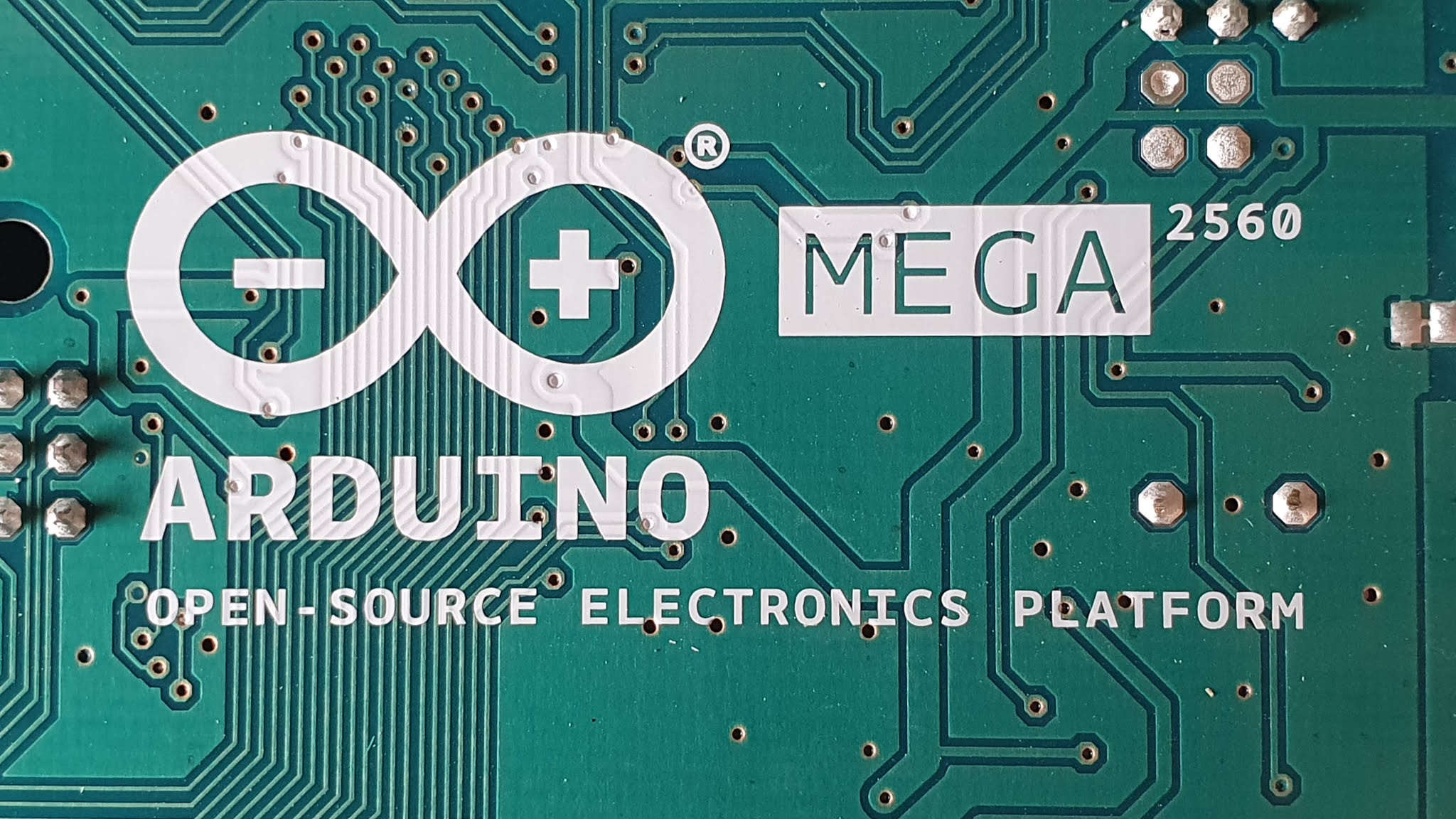 夢想與創造: [Arduino] 欣賞官方版Arduino MEGA 2560 Rev3